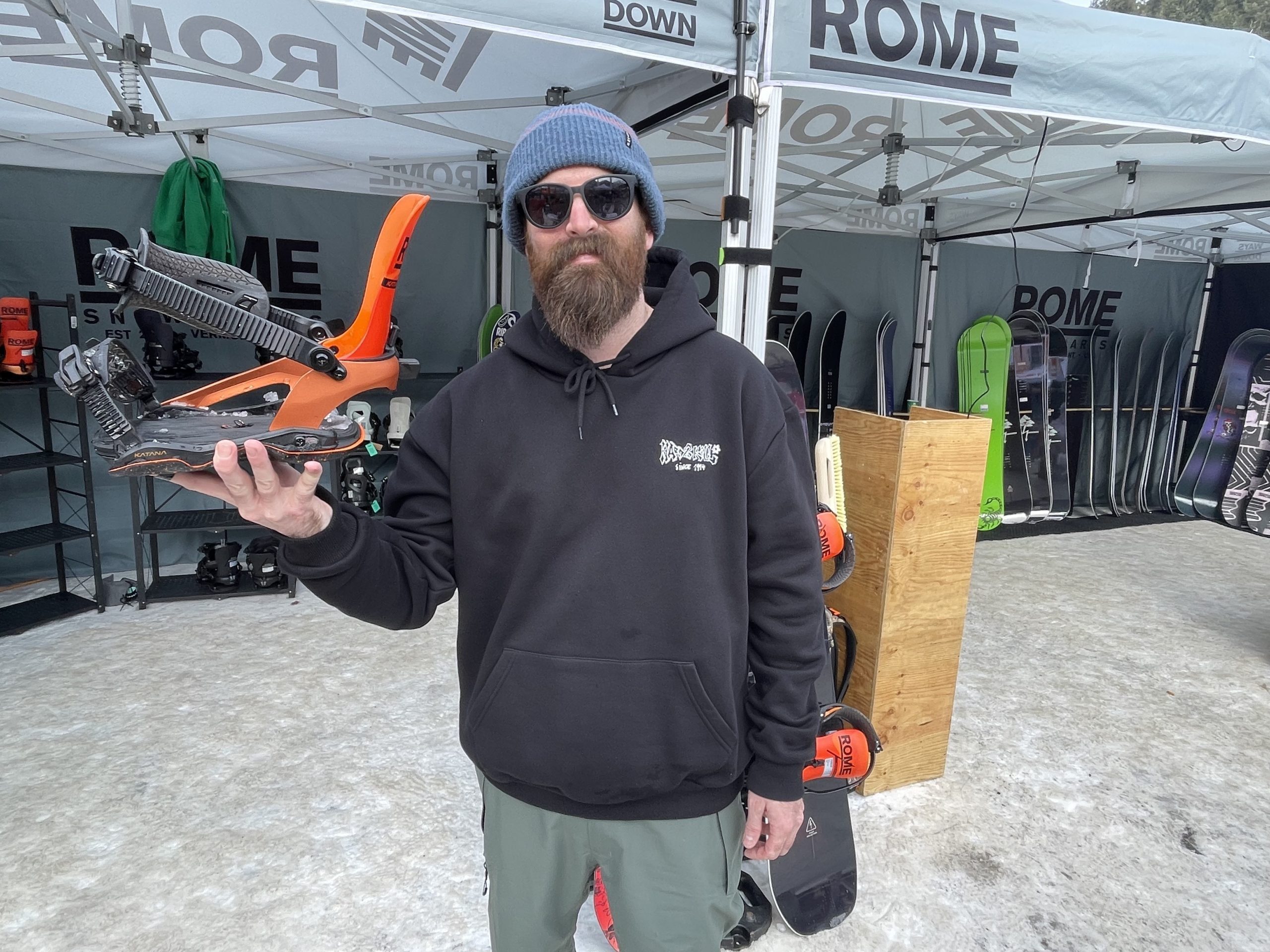 Rome's Matt Stillman with the Katana Fase binding - Boardsport SOURCE