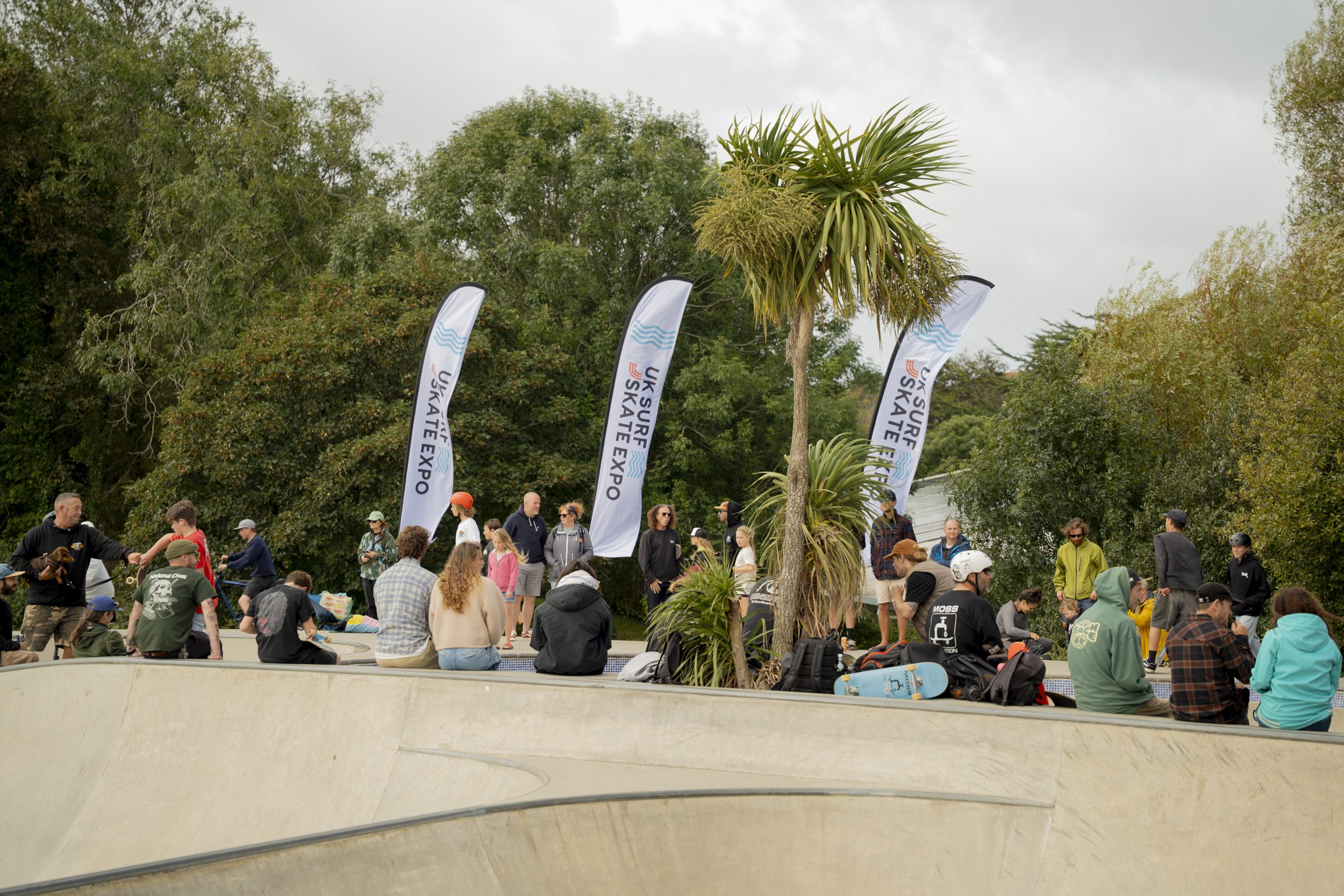 1 Concrete Wave Skate park crowd - Boardsport SOURCE